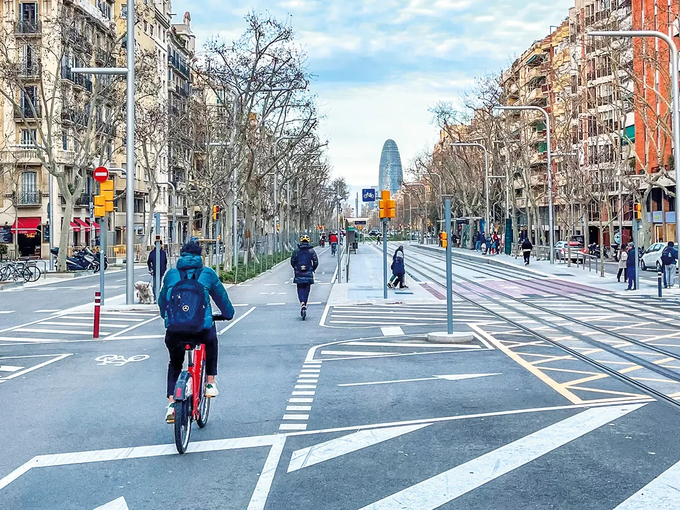 Superblocks in Barcelona: Eine Stadt erfindet sich neu – ADFC Frankfurt